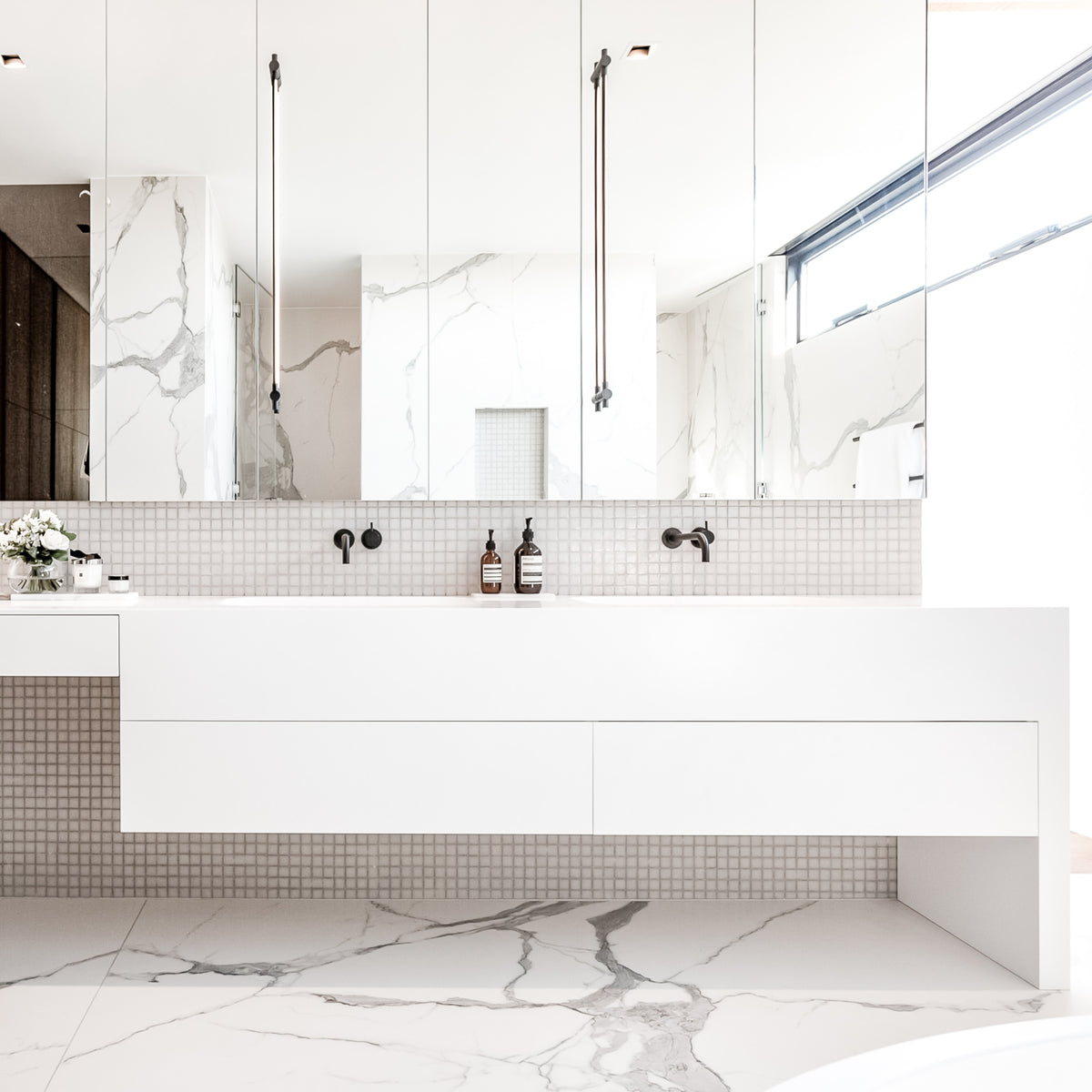 CORIAN® - Designer Benchtops